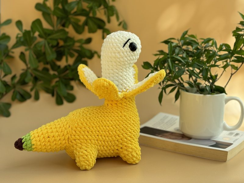 NO SEW Cute BANANASAURUS Crochet Pattern for Dinosaur Plushies ...